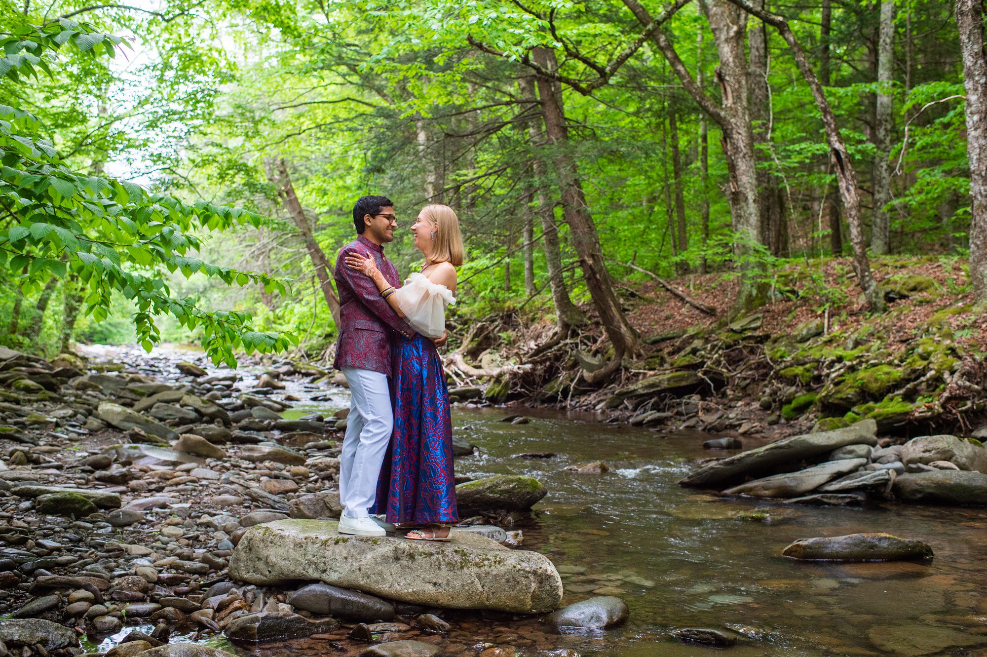 Engagement Photos in the Catskills at Full Moon Resort || Anish & Sarah